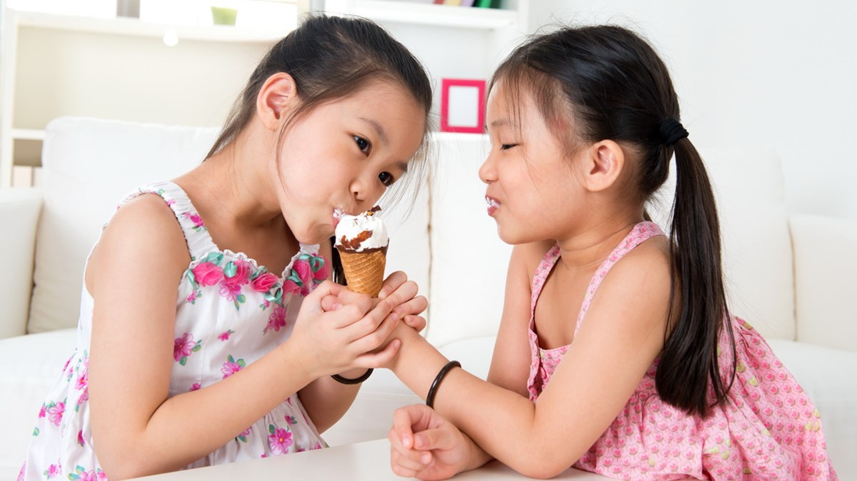 How to Raise Selfless Kids in a Self-Centered World | Today's Christian ...