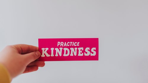 Florida Man Threatens with Weapon Named ‘Kindness’ | Preaching Today